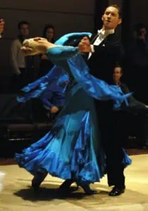 Waltz Private Dance lessons - Dance All Styles